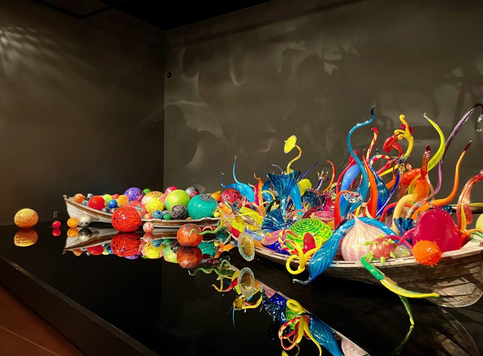 Chihuly Garden and Glass Review With Tips From a Local - Trip Scholars
