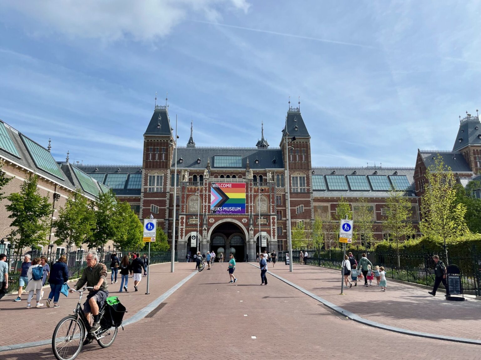 Best Books About the Netherlands to Read Before Visiting - Trip Scholars